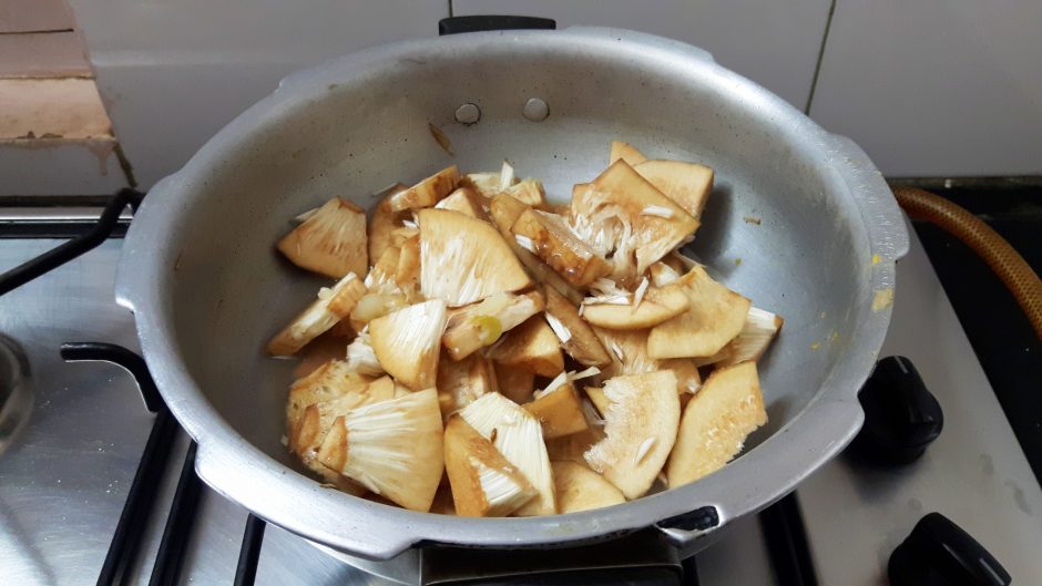 Kathal (Raw jack fruit) kofta curry – Indian Cooking Manual