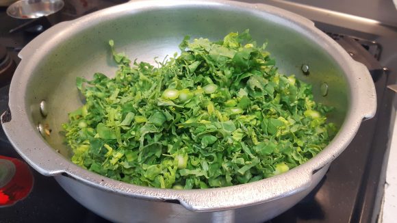 Sarson ka Saag (Mustard Green dry) – Indian Cooking Manual