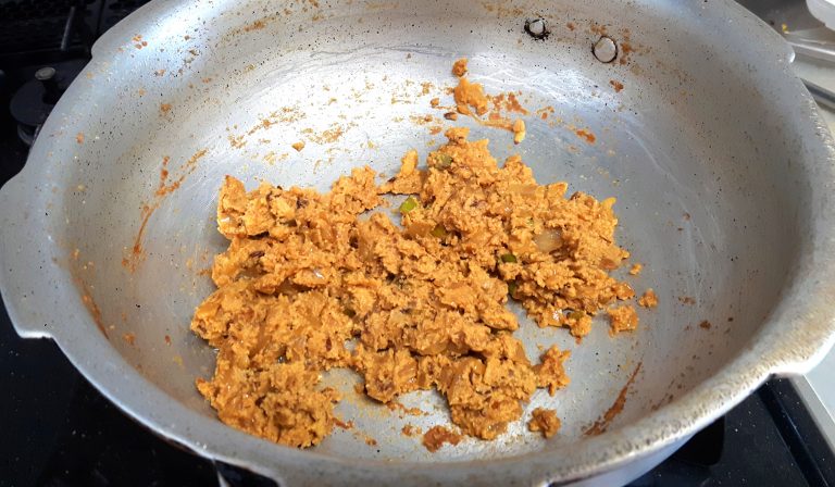 Stuffed Pittha/ Bagiya with Poppy Seed – Indian Cooking Manual